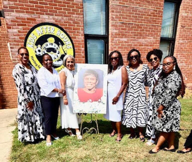 Pictures and Videos from the Funeral of Angeline Sadia (Aunty Lady ...